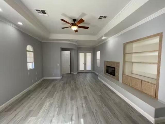 57717211 3173 Elk Clover St