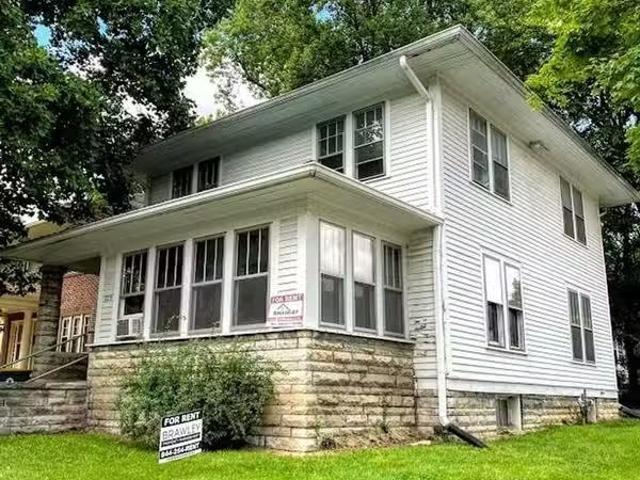 57718652 223 E 8th St