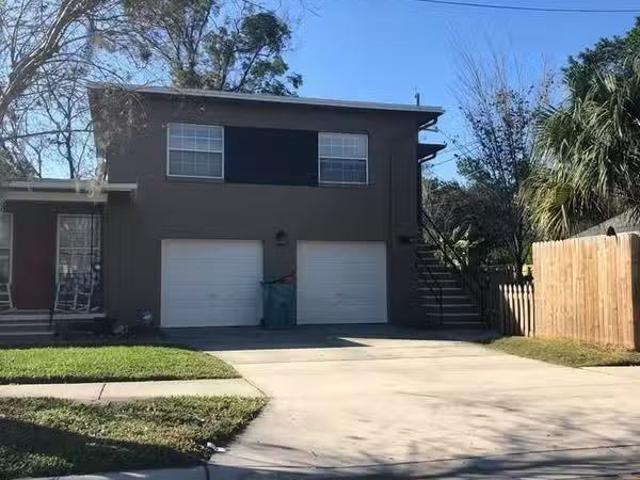 57723909 1134 S Summerlin Ave