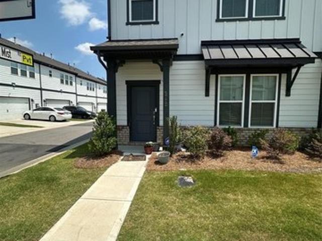 5772 Coulee Ln, Charlotte, NC 28215