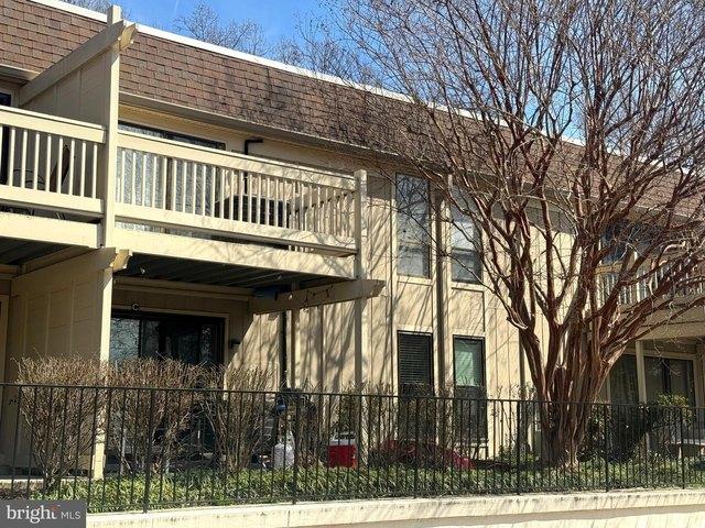 5772 Rexford Ct Unit G, Springfield, VA 22152