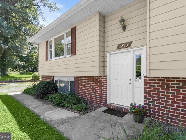 5773 Oakland Road