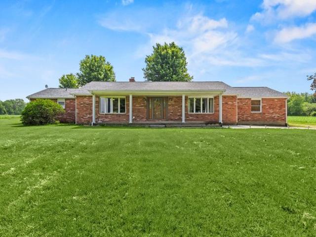 5773 Short Rd, New Carlisle, OH 45344