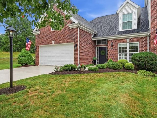 577 E Vanderbilt Dr, Mars, PA 16046
