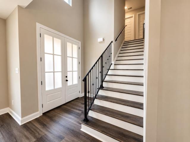 577 holden dr