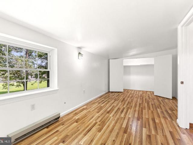 577 Old Farm Road