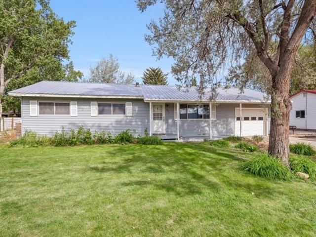 577 Steele St, Craig, CO 81625
