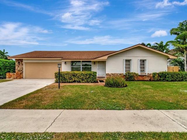 577 SW 24th Ave, Boynton Beach, FL 33435