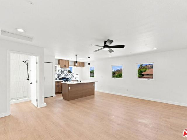 577 W Ave 28