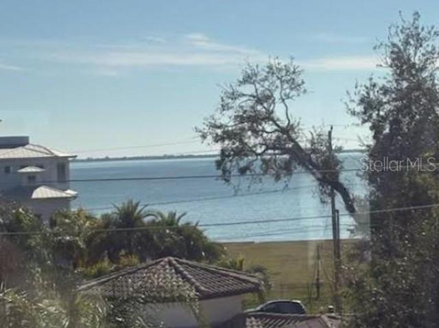577 W Davis Blvd, Tampa, FL 33606 | MLS #TB8461