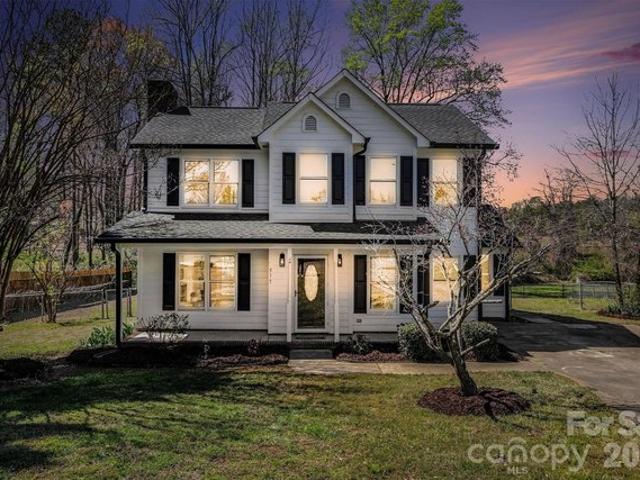 577 Tryon Pl, Gastonia, NC 28054