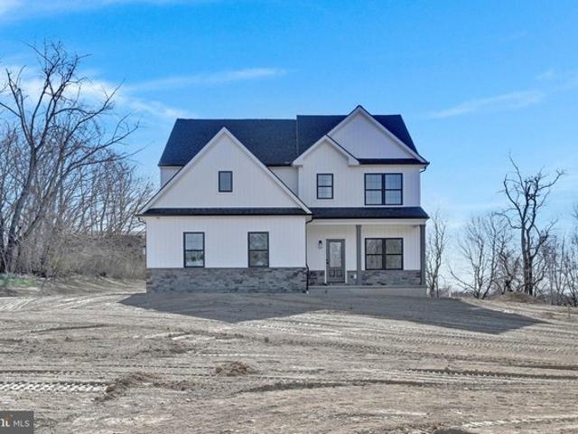5784 Wild Lilac Dr, East Petersburg, PA 17520