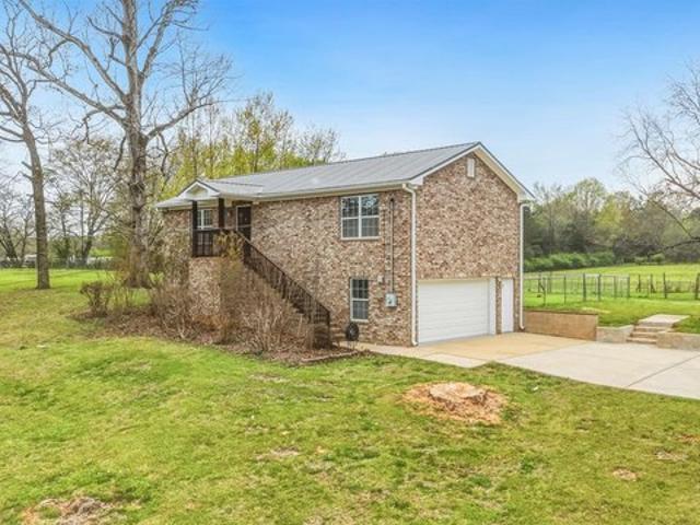5785 Eastern Valley Rd, McCalla, AL 35111