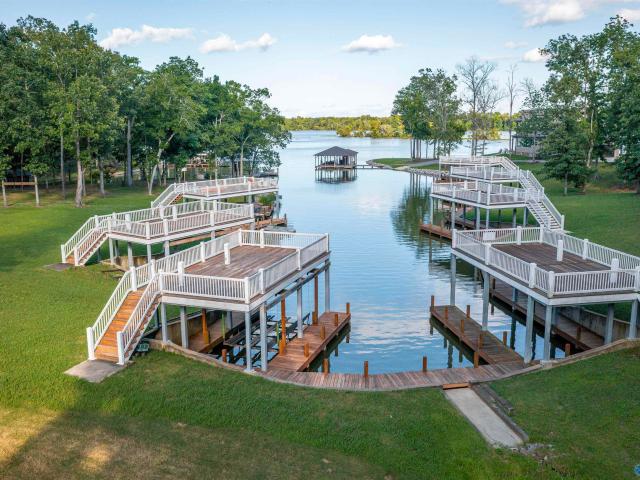 5785 Rosemary Lane