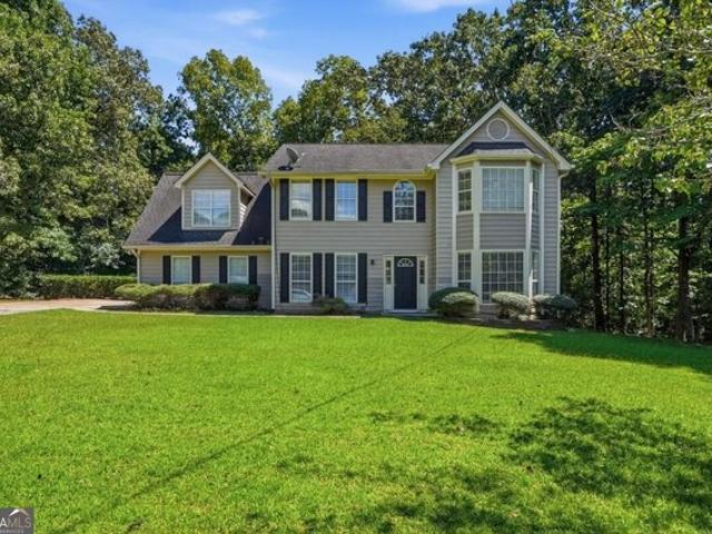 5785 Shoal Creek Dr, Douglasville, GA 30135
