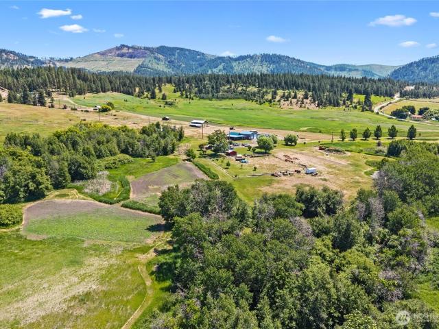 5787 Fruitland Valley Road