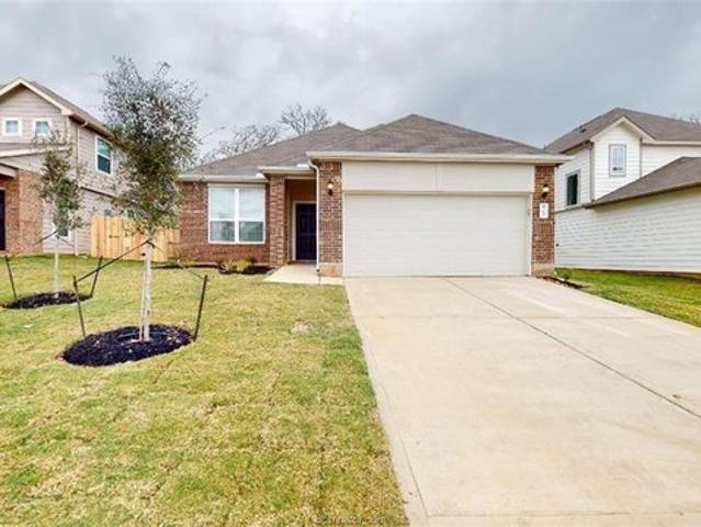 5789 Cerrillos Dr, Bryan, TX 77807