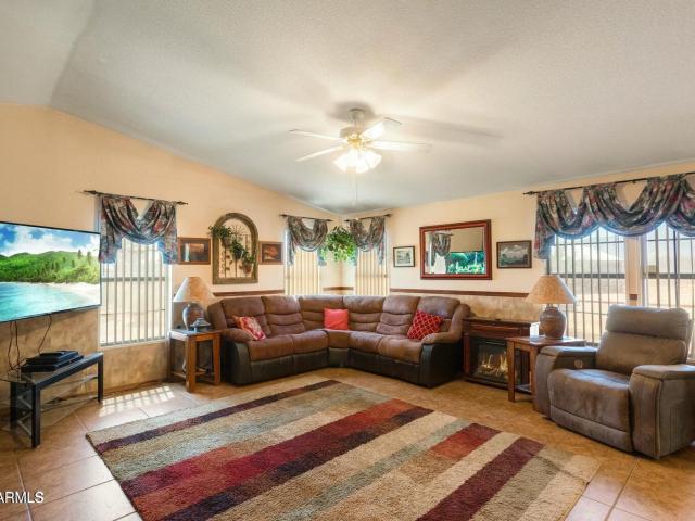 5780 S Mescalero Road