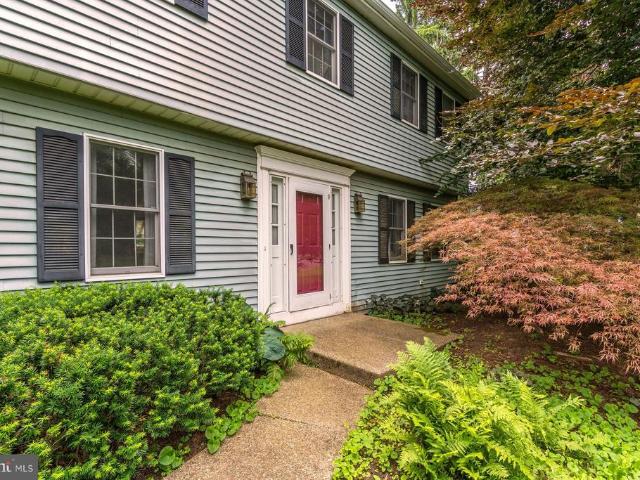 5780 Village Lane