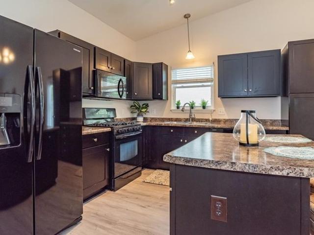 5780 W Monarch Ct, Bloomington, IN 47403