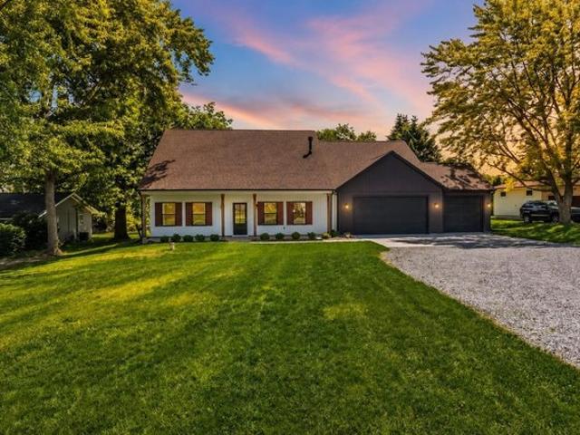 5780 Wheelock Rd, Fort Wayne, IN 46835