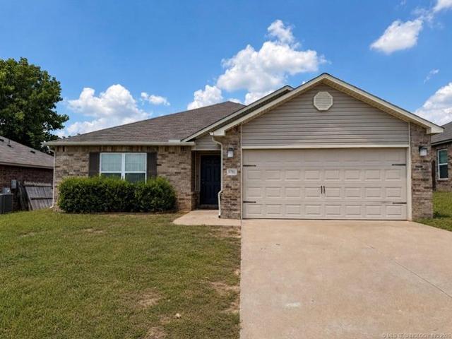 5781 E 146th St S, Tulsa, OK 74008