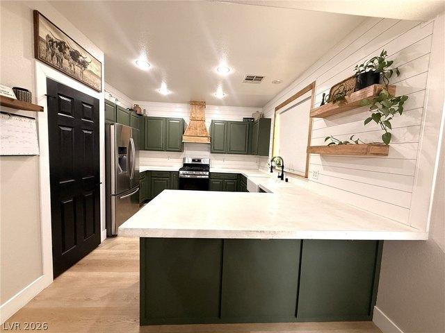 5782 Field Breeze St, Las Vegas, NV 89148