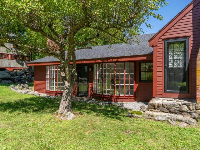 578 Center Road