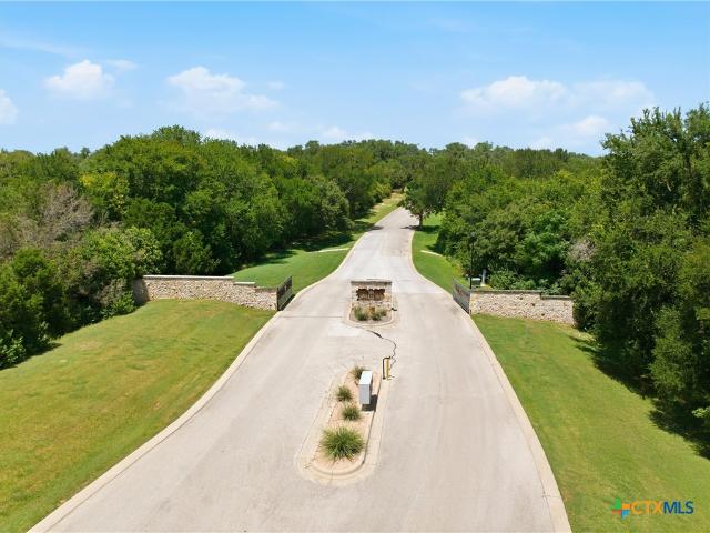 578 Creekside Drive