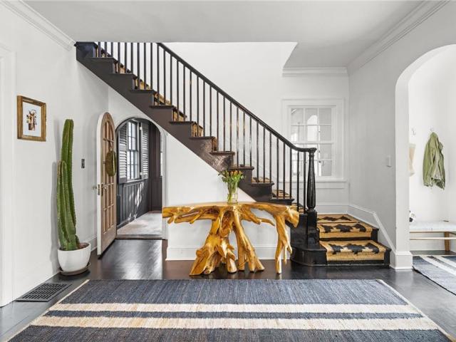578 Montgomery Ferry Road NE