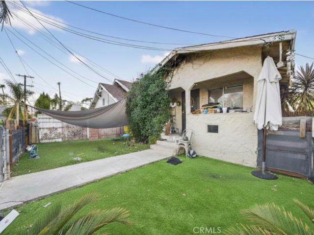 578 W Oliver St, San Pedro, CA 90731 | MLS #SB26011 | Compass