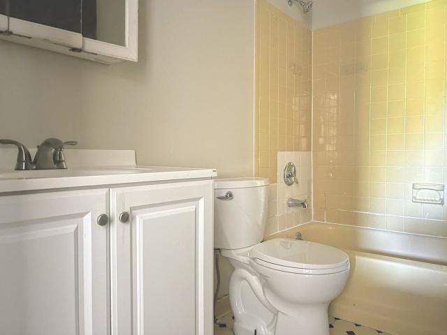 578 Taunton Place 2 Bedroom Apartment for Rent at 578 Taunton Pl, Buffalo, NY 14216 Starin Central