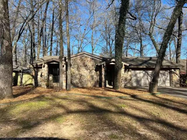 57954961 17 Fernwood Dr