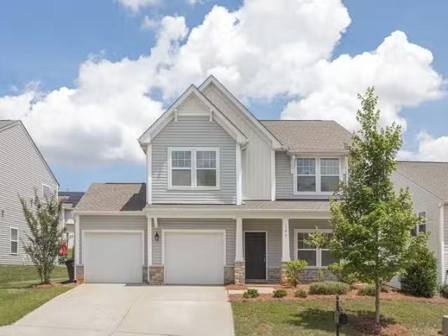 57954912 106 Aden Pl