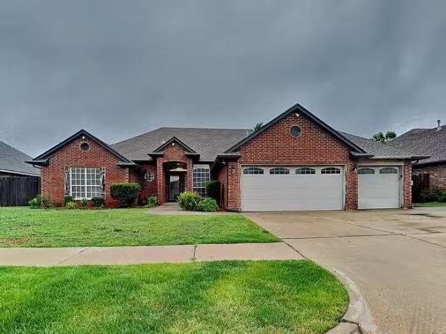 57958194 17113 Bedford Dr