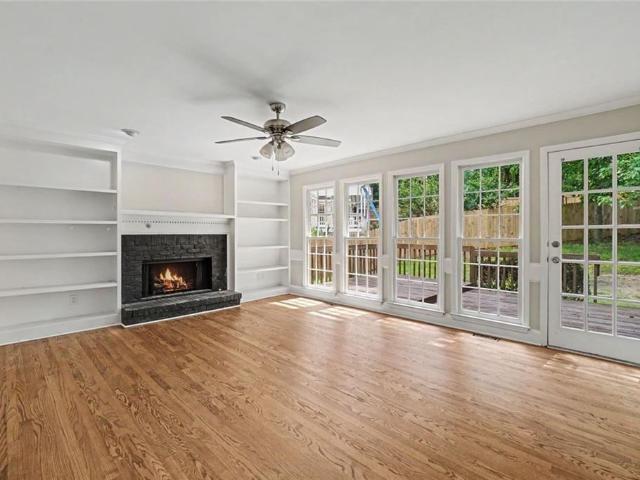 5796 Brookstone View