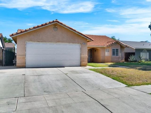 5798 W Acacia Ave, Fresno, CA 93722