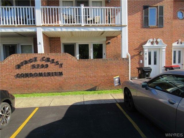 5799 Broadway St Apt 3, Lancaster, NY 14086