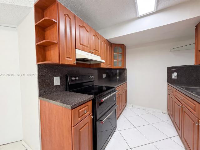 5790 W 26th Ave, Unit 202, Hialeah, FL 33016 | MLS #A11997