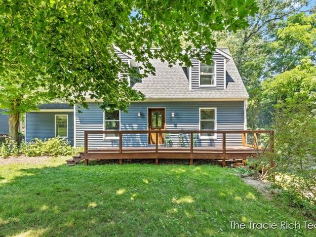 5791 Egypt Valley Ave NE, Belmont, MI 49306