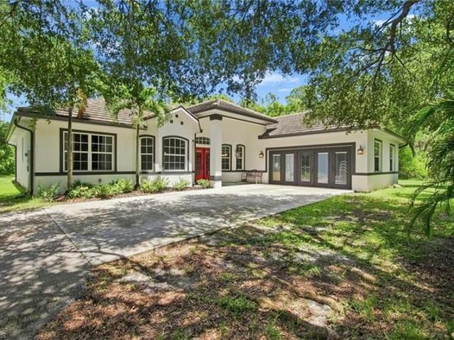 5791 Golden Gate Pkwy, Naples, FL 34116
