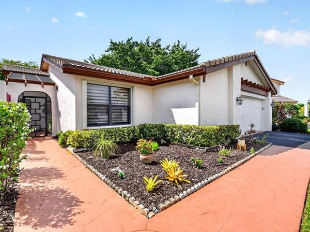 5791 Lakeview Mews Pl, Boynton Beach, FL 33437