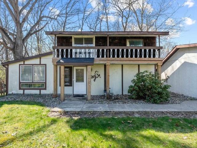 5792 th St, Elkhart, IN 46517
