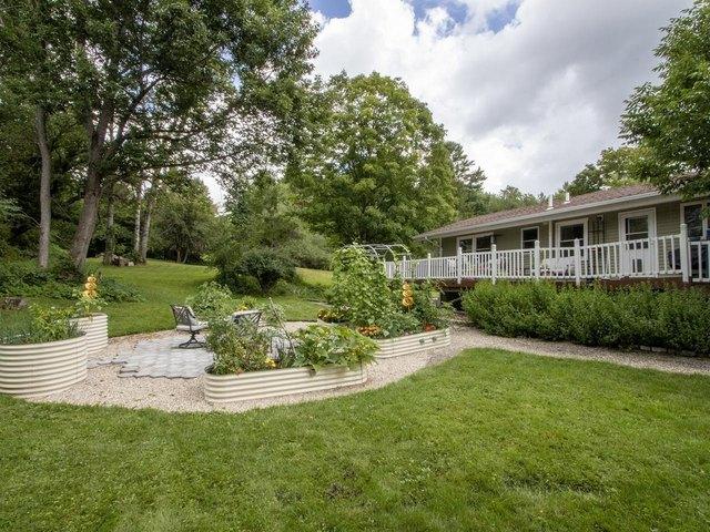 579 Bliss Rd, East Montpelier, VT 05651