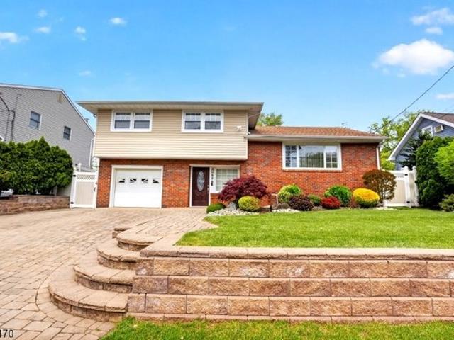 579 Grove St, Rahway, NJ 07065