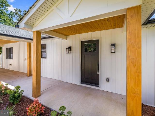 579 Knollwood Road