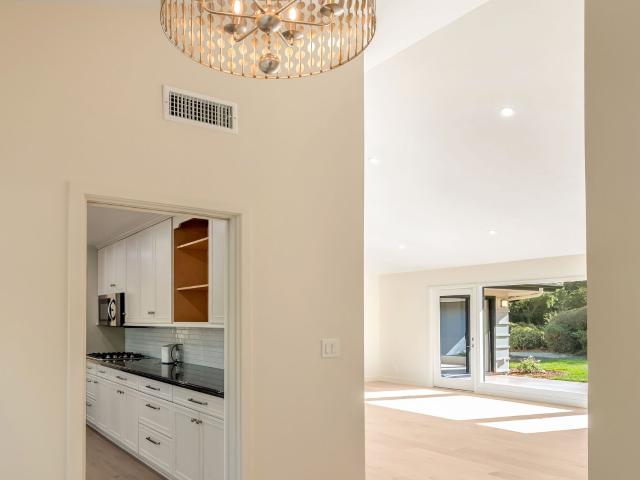 579 Hot Springs Road, Montecito, US, CA