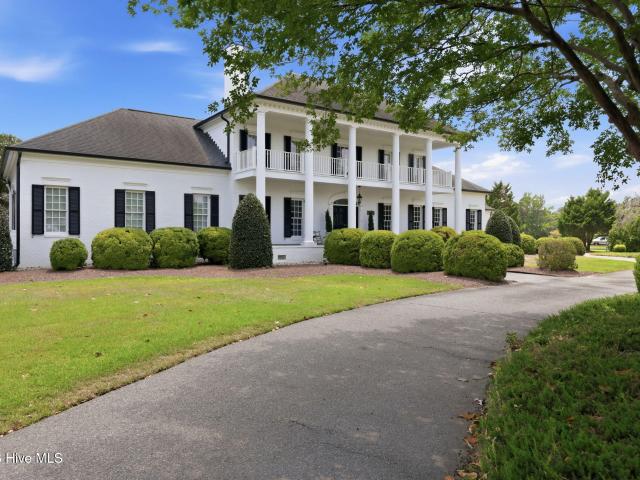 579 Lexington Drive