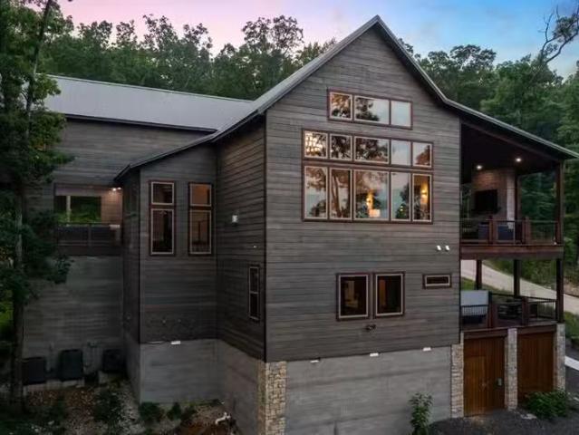 579 Moonshiner Springs Trl, Broken Bow, OK 74728