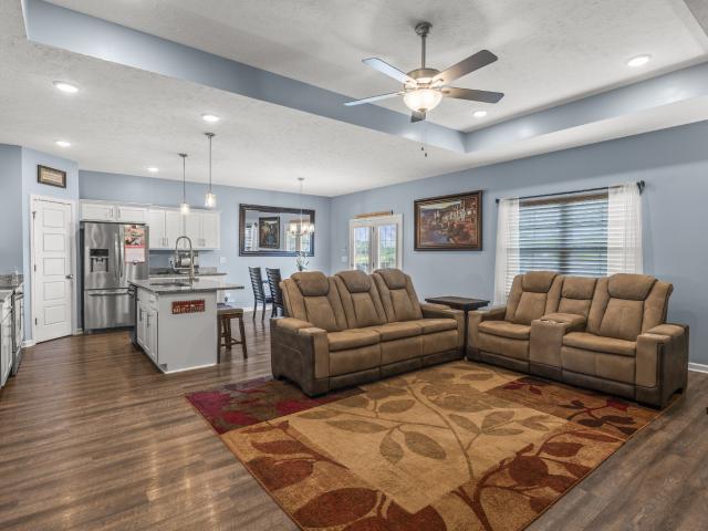 579 Mimosa Dr